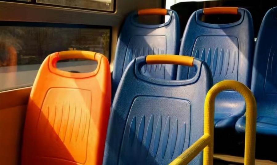 換座位的英語說成「Change seat」就錯了！道地說法「讓你出國再也不怕開口」 - 趣味事務所